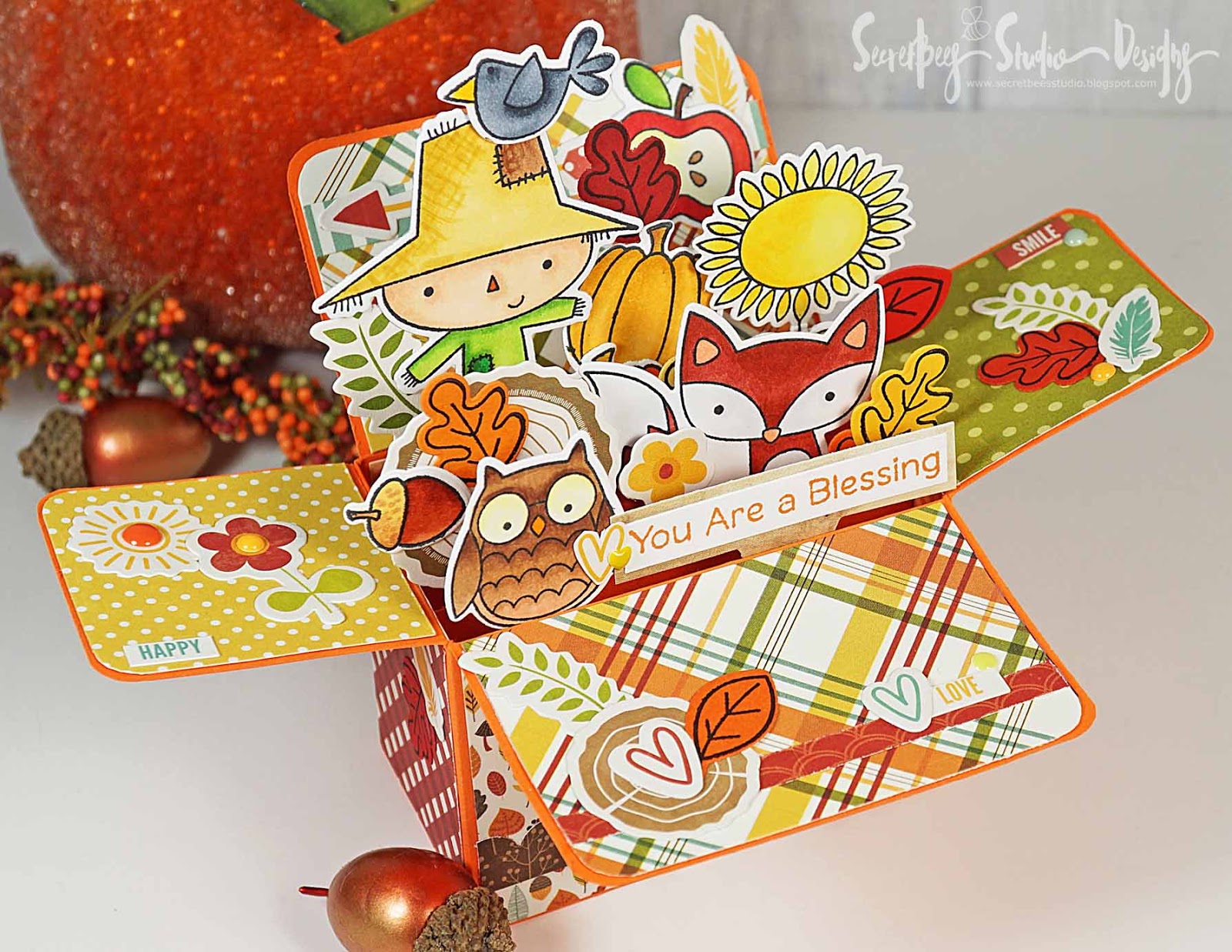 Secretbees Studio: Fall In A Box!