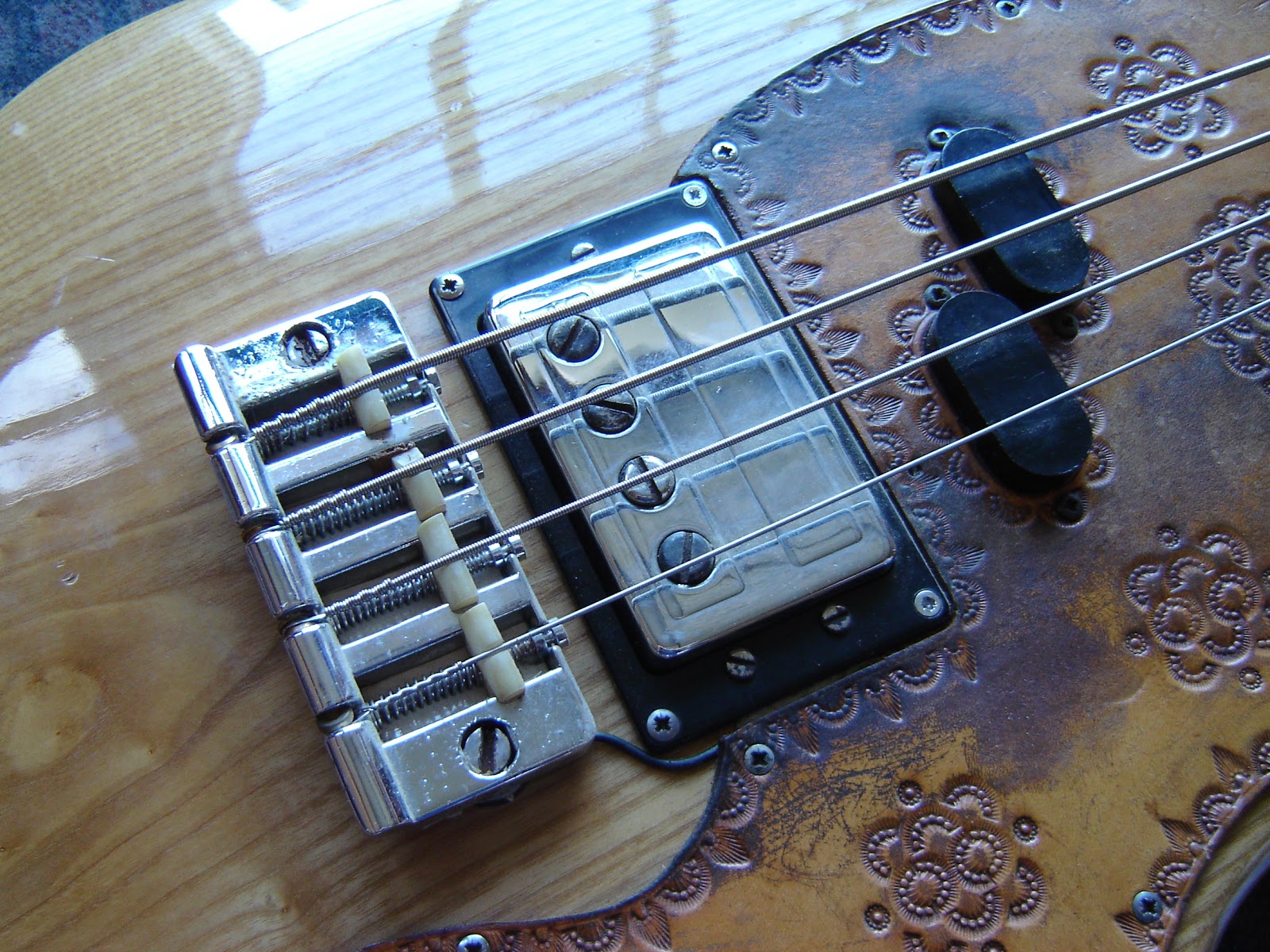 A HISTORY OF WAL BASSES: W1111 – The "HOLY GRAIL" of Wals