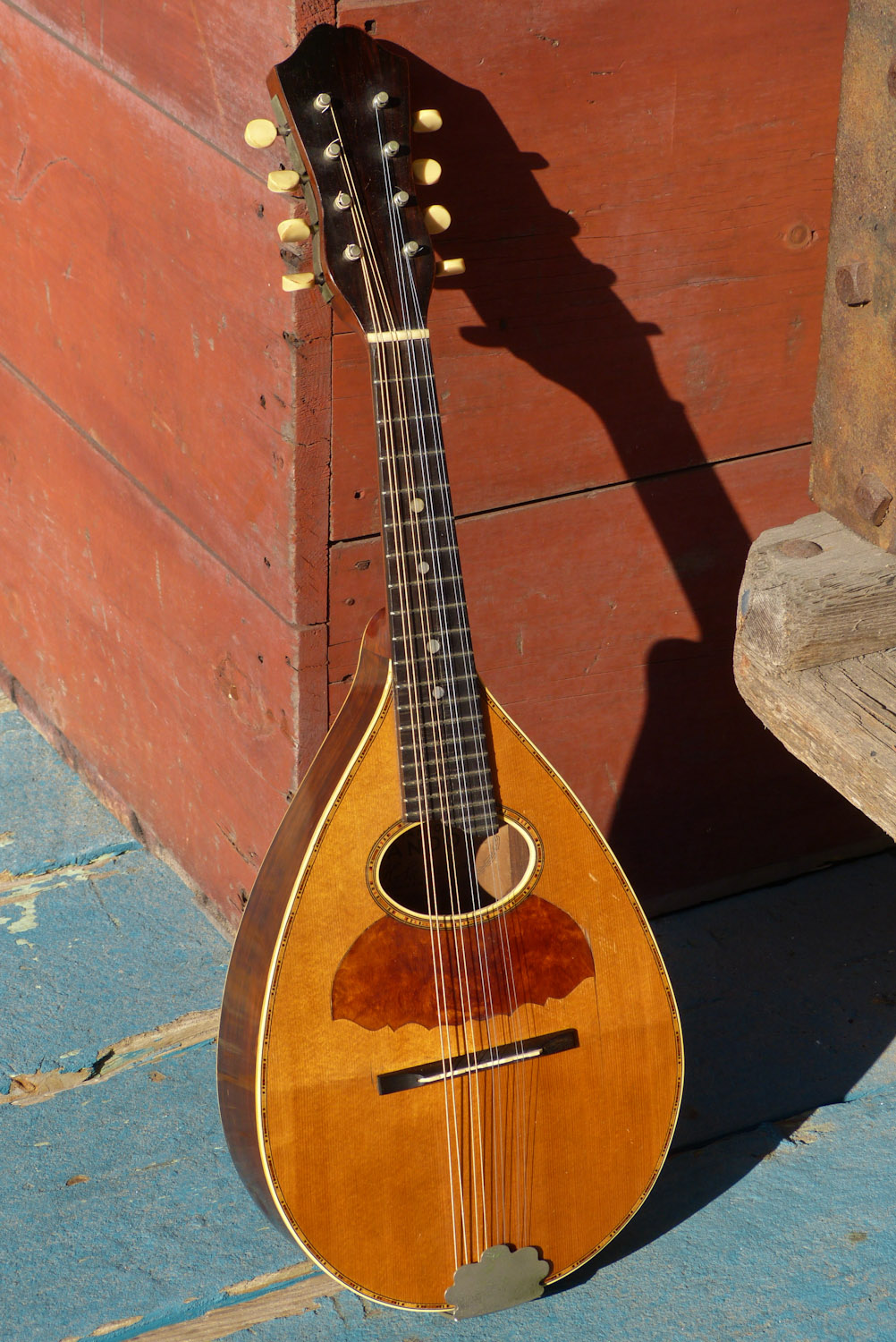 1910s Larson-made Leland Brilliantone Flatback Mandolin