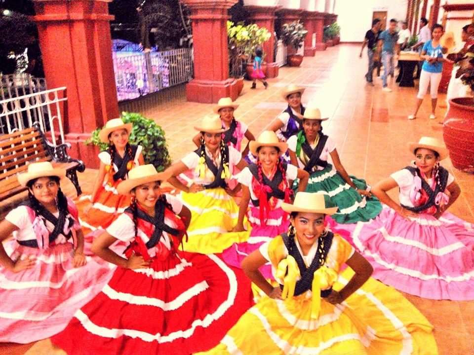 SAN PEDRO POCHUTLA, OAXACA.: VESTIMENTA TRADICIONAL.