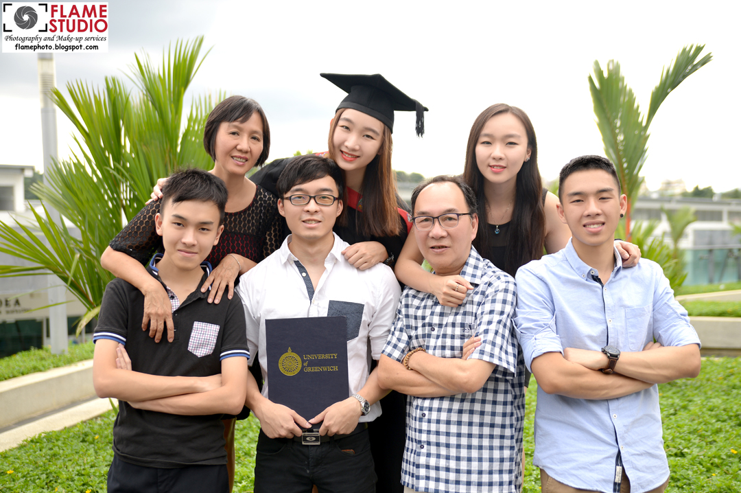 Flame Graduation Photography Studio: (72) Graduation Convocation Family ...