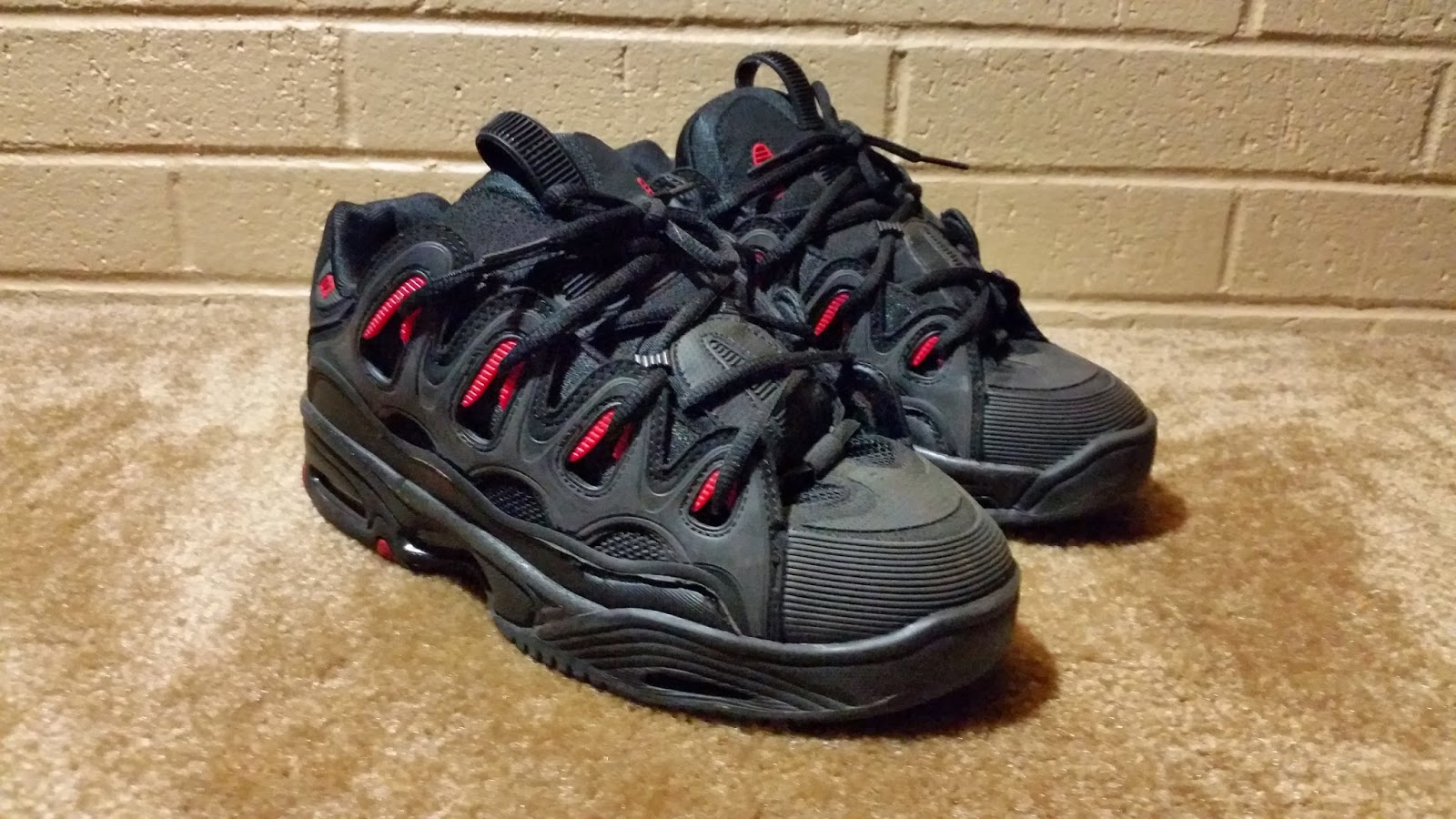 #sk8shoewars: Osiris - D3 2001