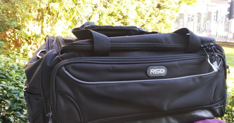 RISE Gear WEEKENDER Bag With Hanging Wardrobe Inside | Gadget Explained ...