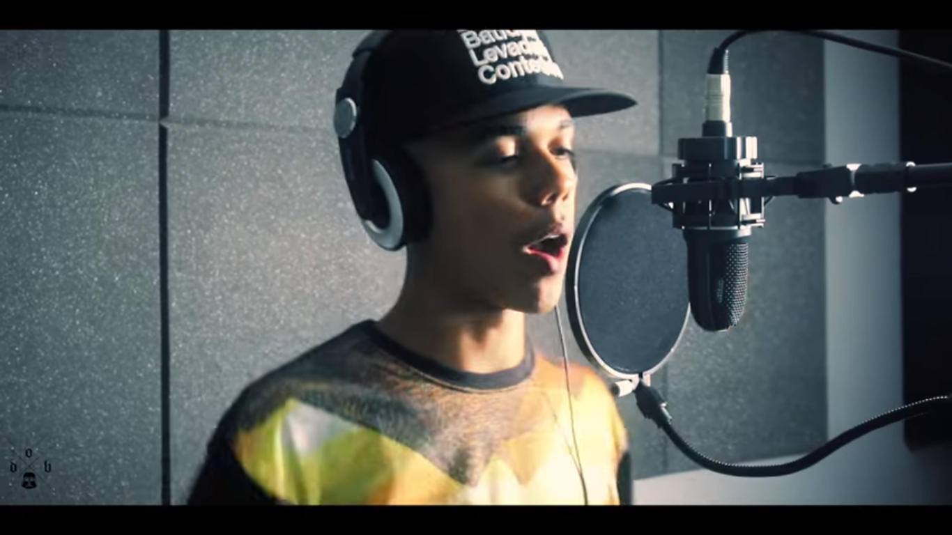 O rapper carioca SANT faz um releitura (remix) da musica NEGRO DRAMA do ...