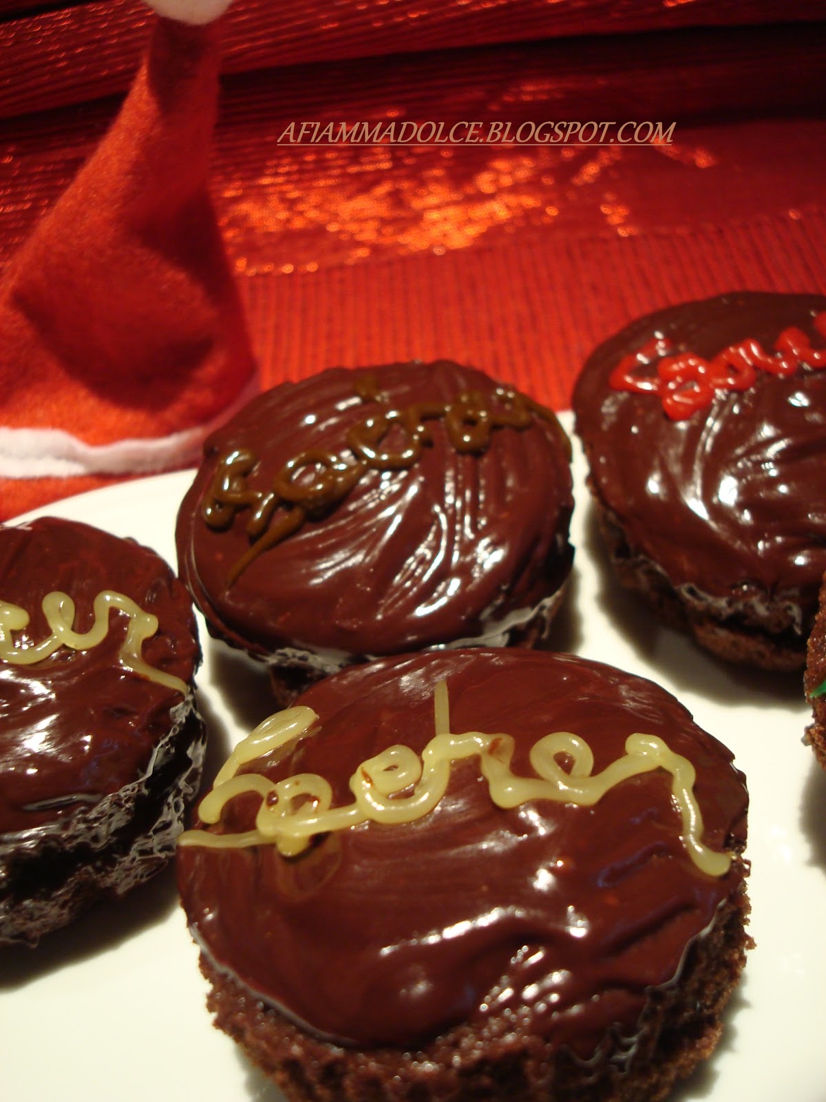 Mini sacher torte…mini peccato di gola! – A fiamma dolce