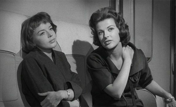 Howeswho: Review: The Trollenberg Terror (aka The Crawling Eye) 1958