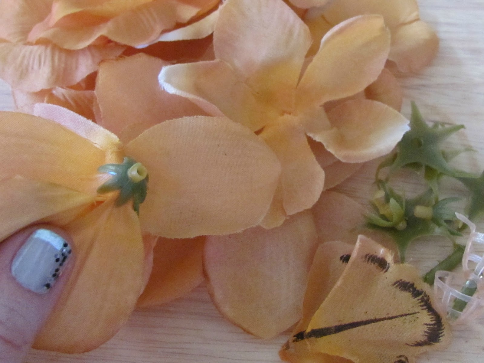 Prim and Propah: Wedding Crafting, Flower Votives