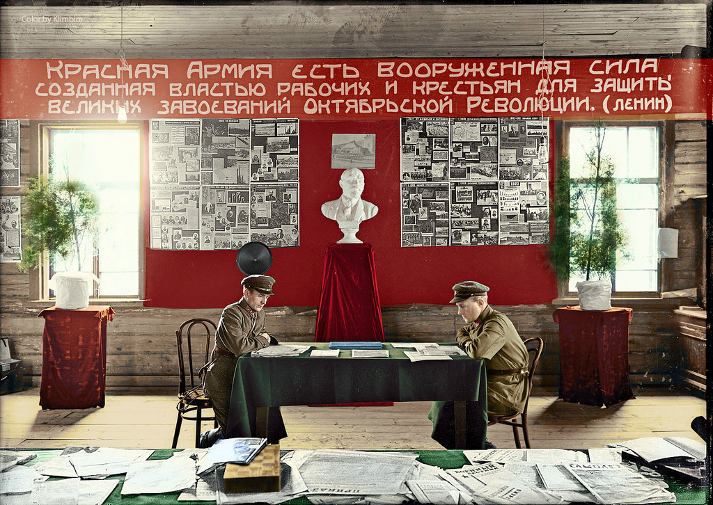 Incredibly Colorized Pictures That Show the Life of Russian People in ...