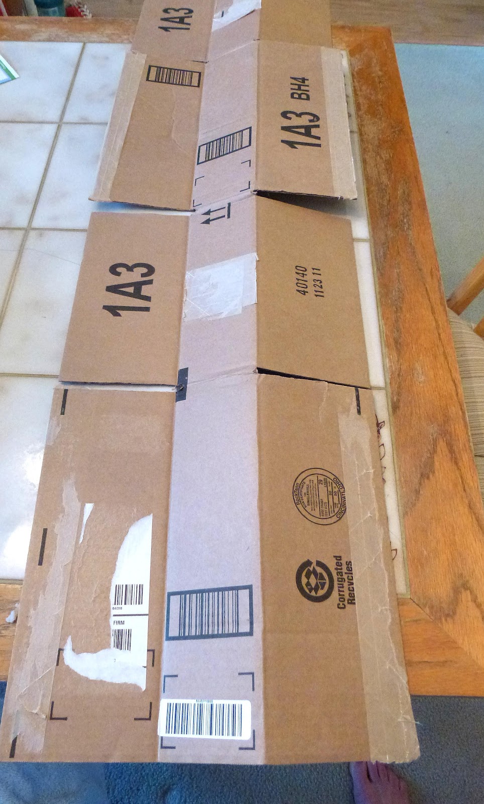 Leslie's Art and Sew: Turn A Box Inside Out