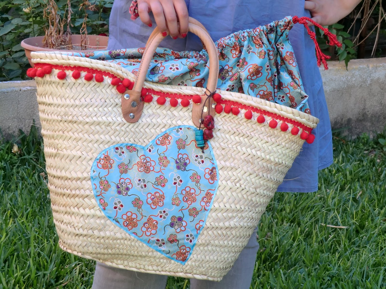 a casinha da milu: Alcofa forrada em tecido e alças em pele