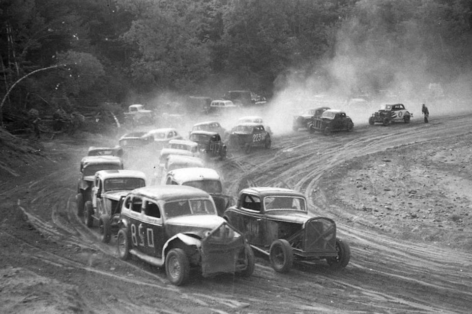 My 1928 Chevrolet: Vintage and Classic Dirt Track Racers