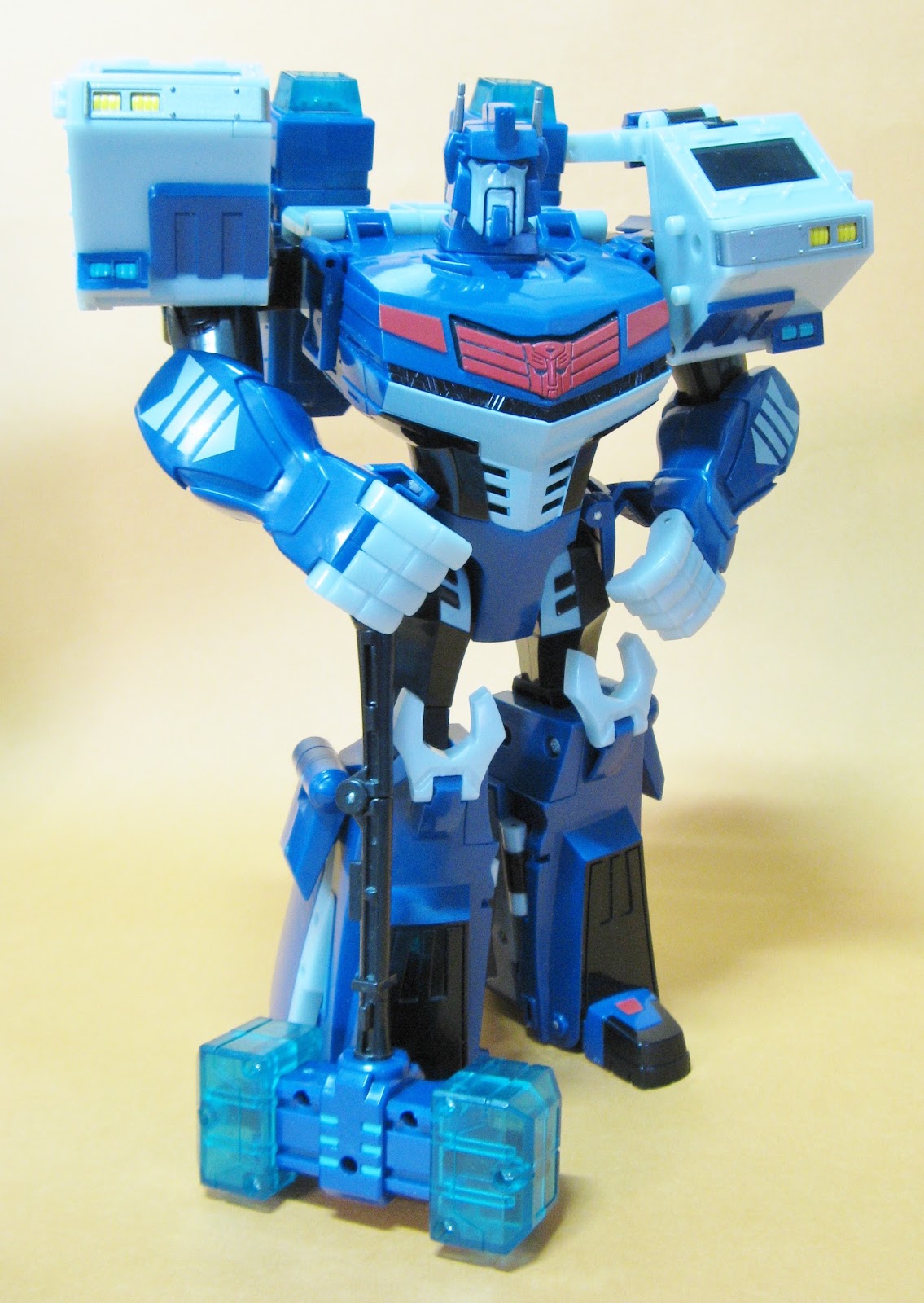 Transformers : Animated Leader class ULTRA MAGNUS變形金剛領袖級馬格斯