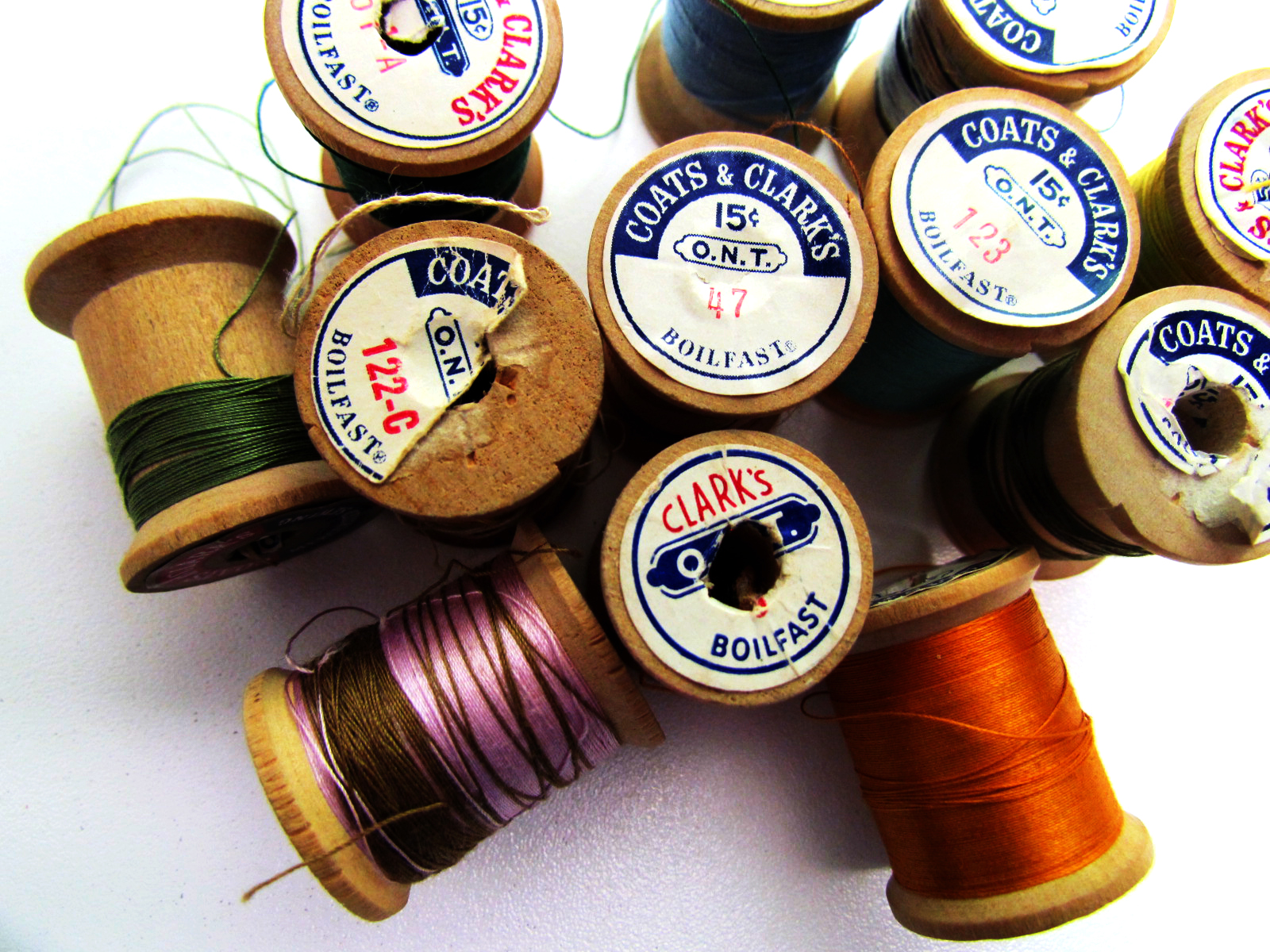 Marty's Fiber Musings: Vintage Wooden Spools