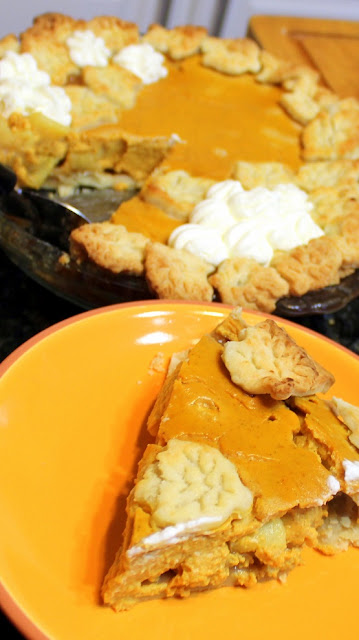 52 Ways to Cook: Pumpkin Apple Pie - 52 Cakes and Pies at Home