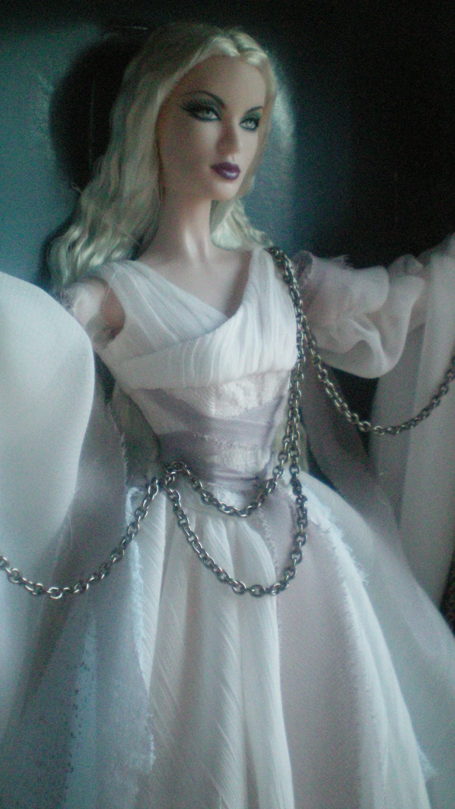 SOÑANDO EN TECNICOLOR: BARBIE BEAUTY HAUNTED GHOST