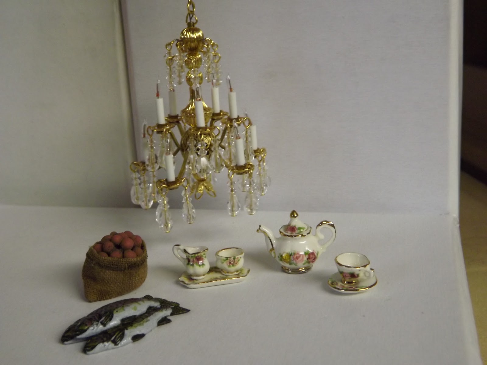 Late Victorian English Manor Dollhouse: 1/12 Miniature from Scratch ...