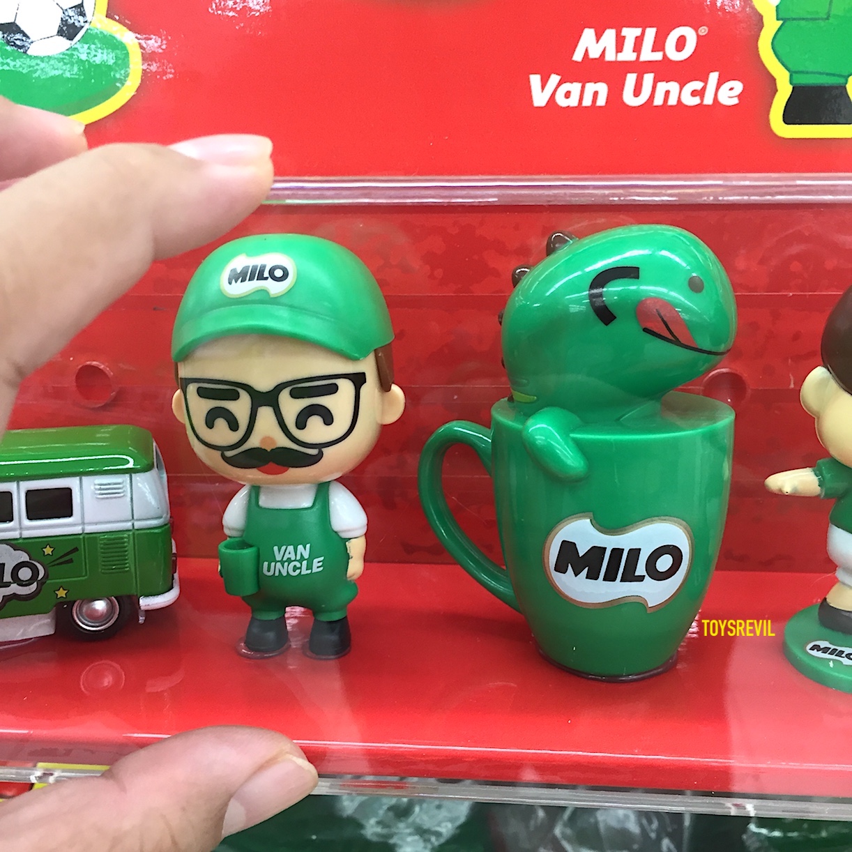 MILO VAN KAKIS Mini Figure Collectibles Spotted In Singapore