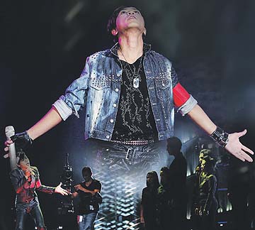 Gosip Terbaru: Gambar-Gambar Konsert Akhir AF9: Hazama Dinobatkan ...