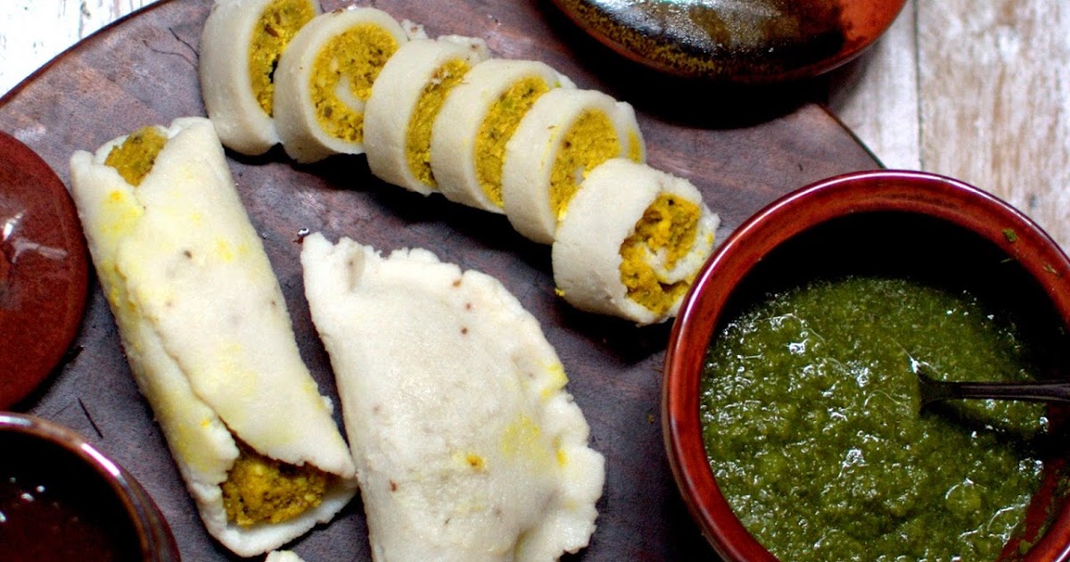 banaras ka khana: fara, goojha or peetha : the steamed lentil stuffed ...