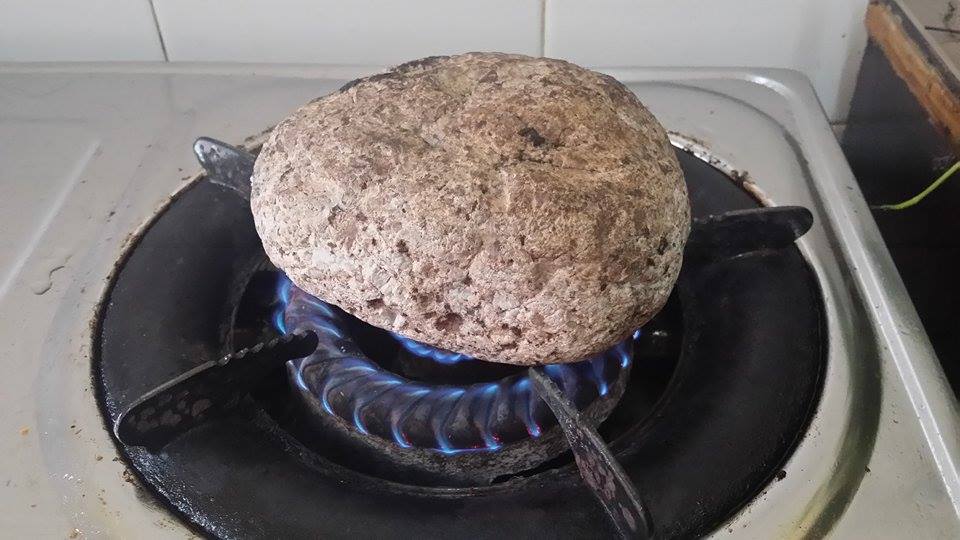 SPA MAWAR PUTIH: BERTUNGKU BATU SUNGAI HERBA