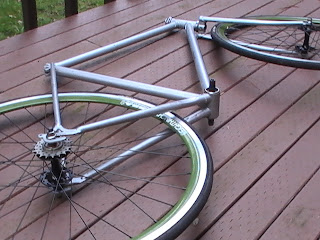 How to Build a Fixie: Part 4: Assembly