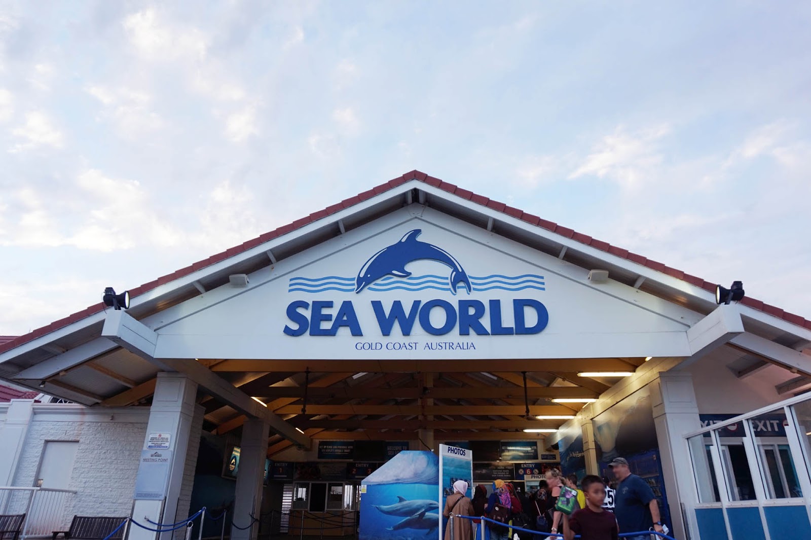 MrsMommyHolic: Sea World in Gold Coast, Australia