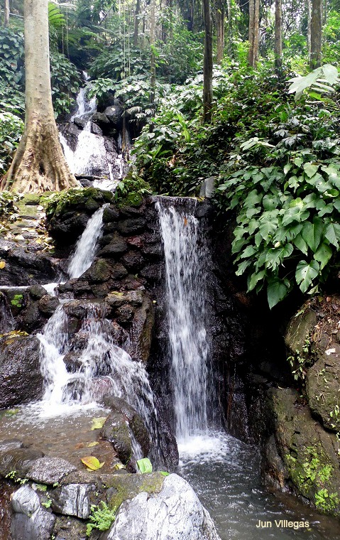 Smart Backpacker: Three Water Falls in Batangas in One Day