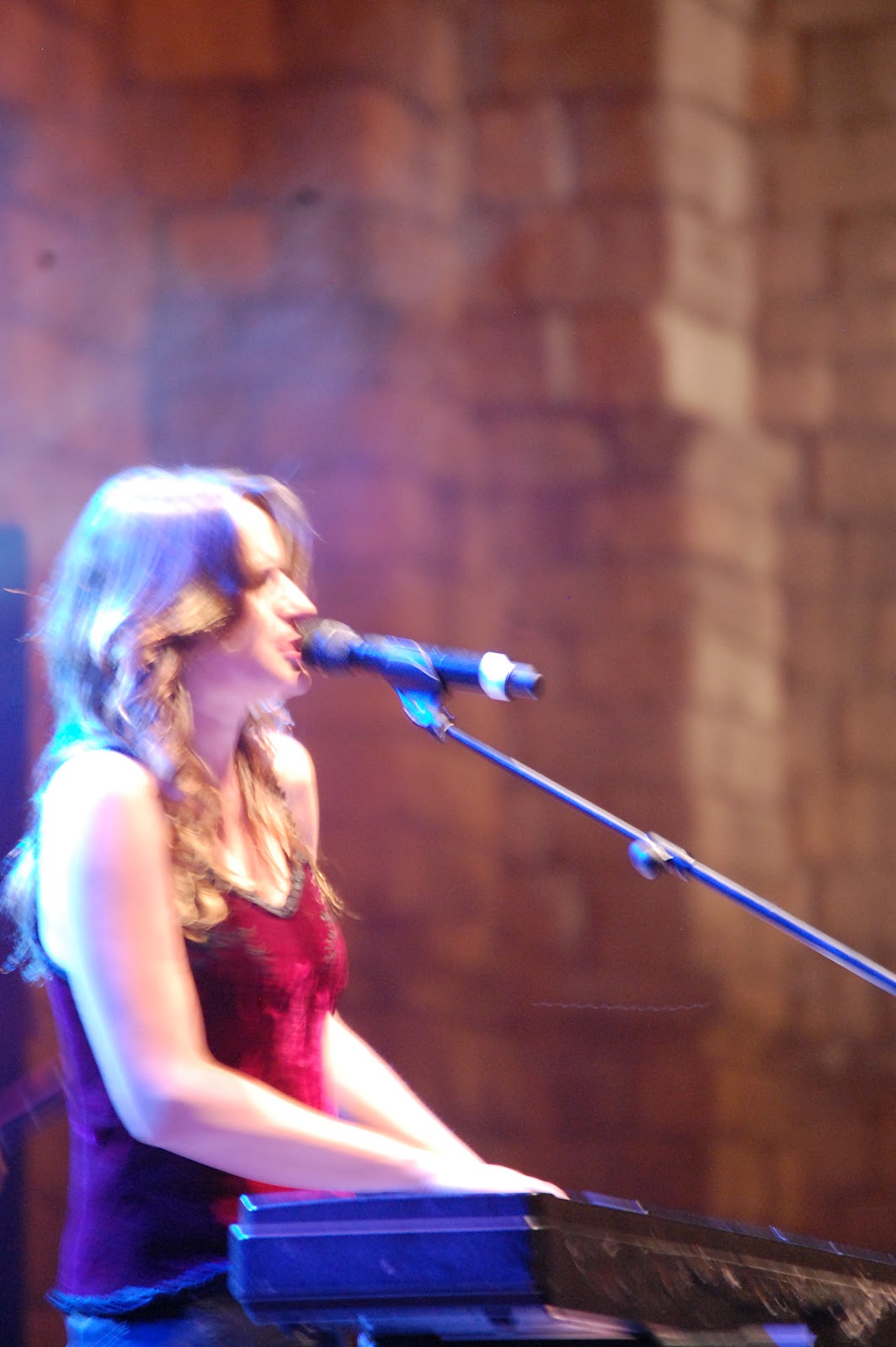 HiSTéRiCaS GrabacioneS: Crónica del concierto de Rebeca Jiménez ...