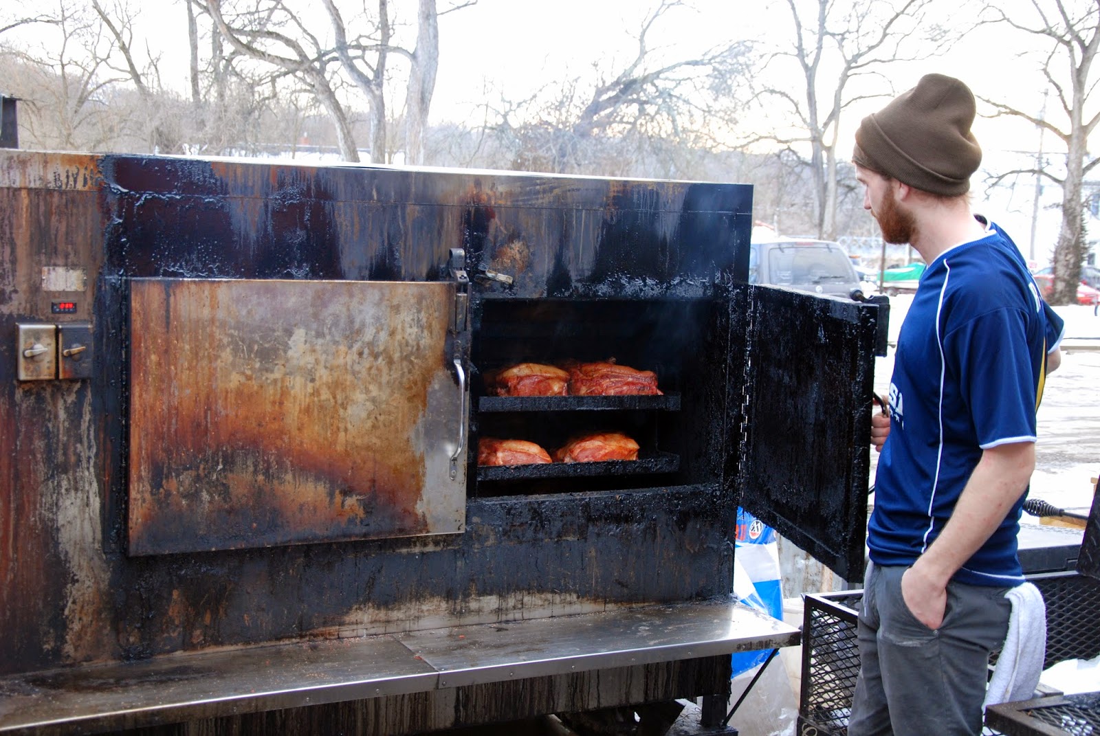 Barbecued Adventures: Cincinnati's top spot for barbecue -- Eli's