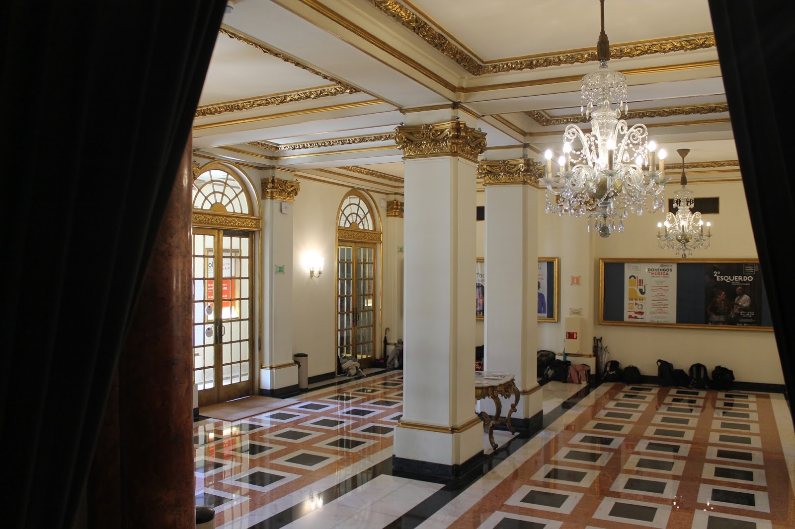 asas-da-fantasia: Teatro da Trindade