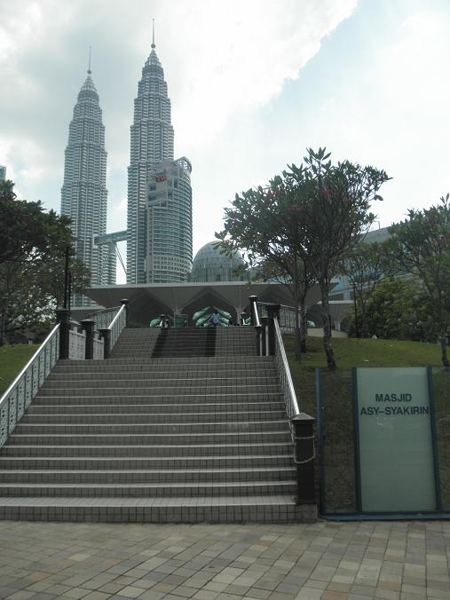SENI LAMA MELAYU (MALAY OLDEN ART): Masjid (Mosque of) As-Syakirin, KLCC