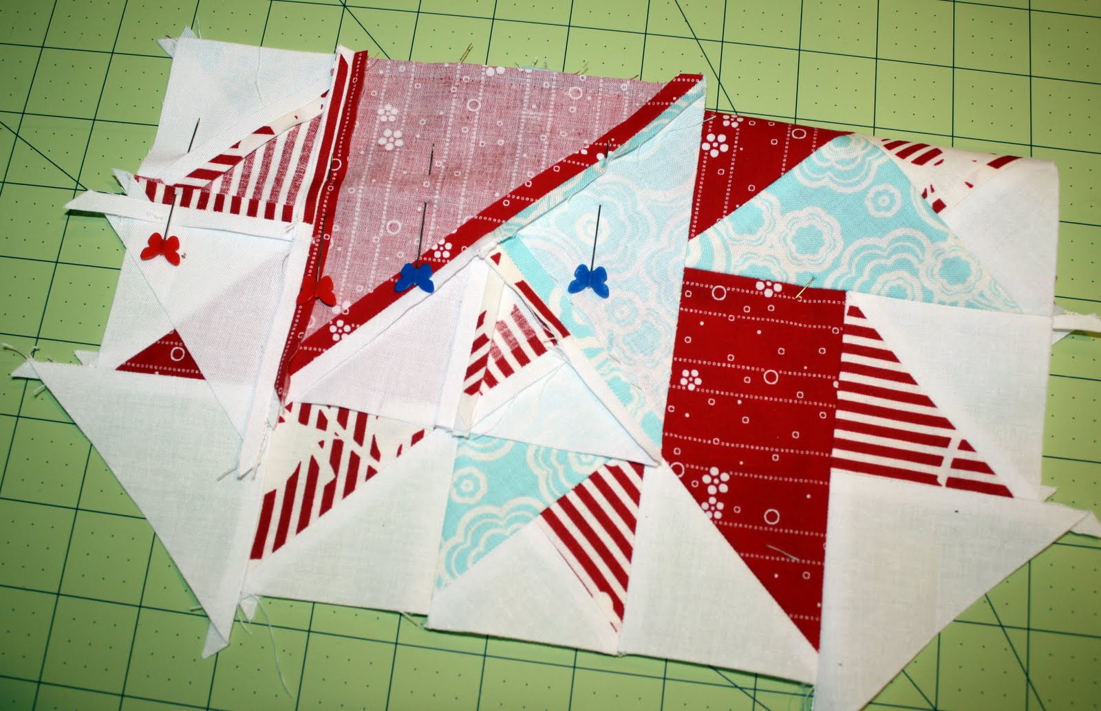 Confessions of the Crafty ADD: Modern Star Block Tutorial