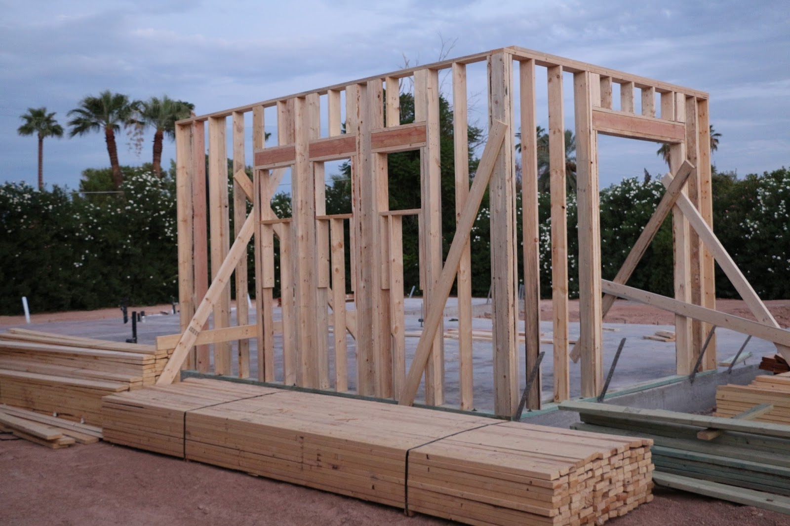 Dusty Coyote: Framing Monday-Friday