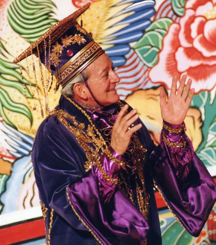 Carnegie: Magic Detective: Tribute to Marco the Magi Begins