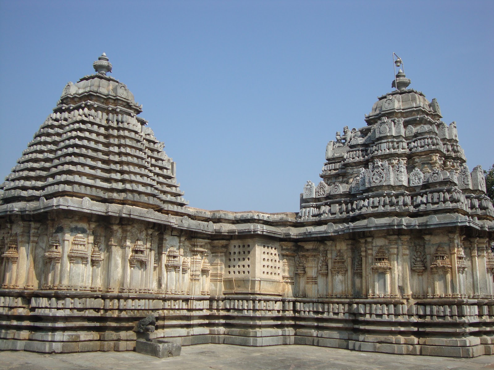 Temples of Hoysalas : Lakshmi Devi Temple.Doddagaddavalli