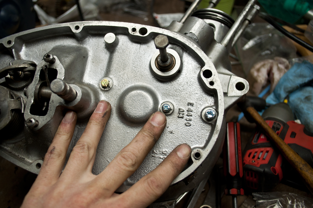 Triumph Tiger Cub Transmission Inspection