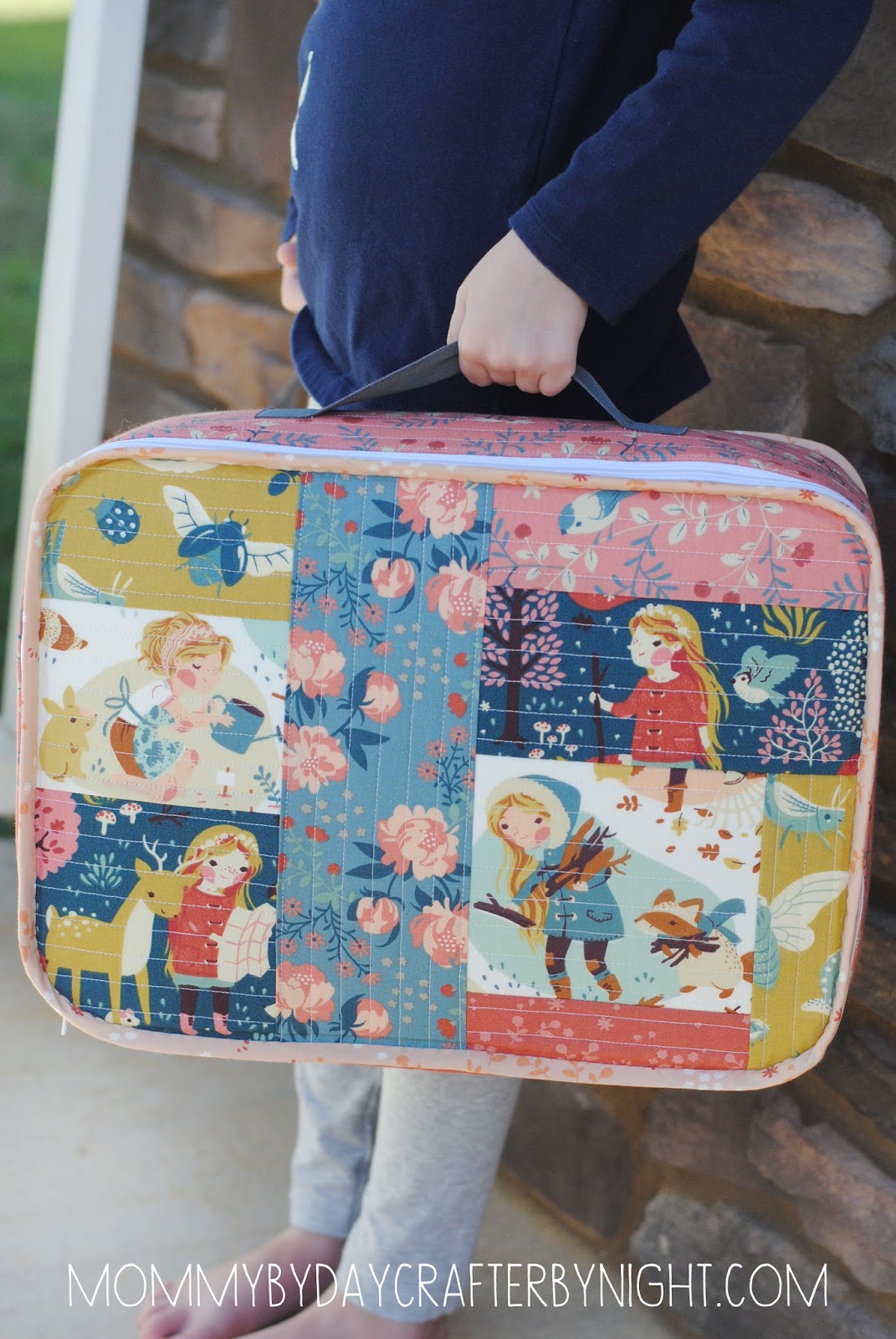 Quilted Suitcase Tutorial | Mommy by day... Crafter by night. | Bloglovin’