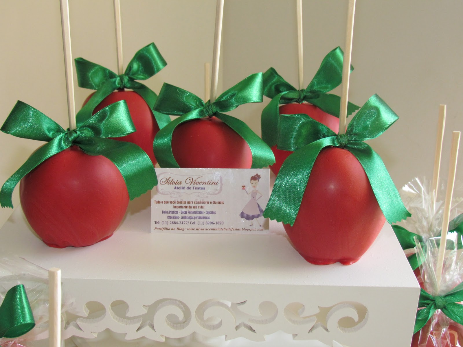 Silvia Vicentini - Ateliê de Festas: ÁRVORES DE MAÇAS!!