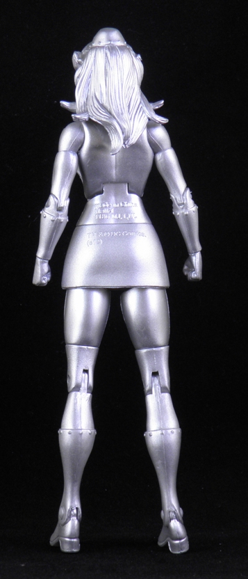 She's Fantastic: DC Universe Signature Series PLATINUM!