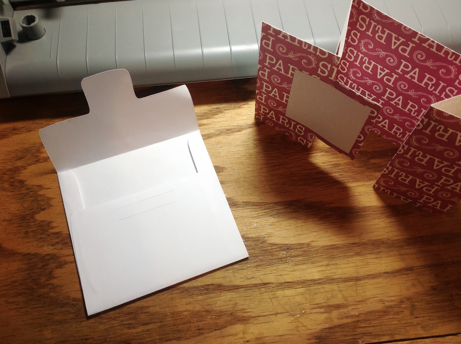Papercrafts and other fun things: August 2013