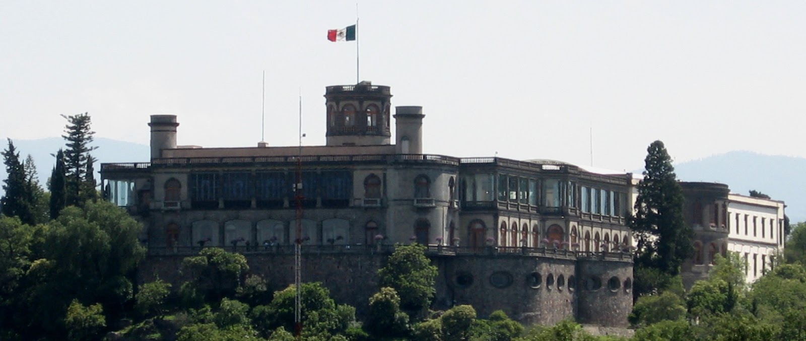 vbonito: 10 Secretos que no conocías del Castillo de Chapultepec