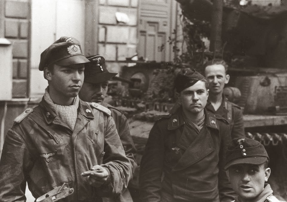 Liga de Historiadores de la Segunda Guerra Mundial: La División ...