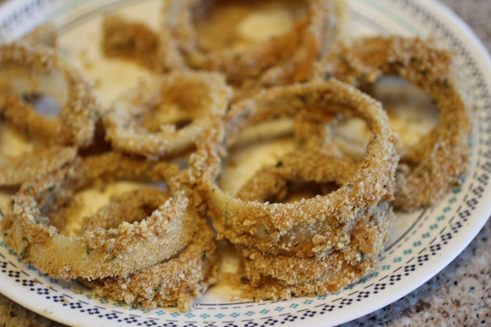 Kitchen Simmer: Spicy Onion Rings