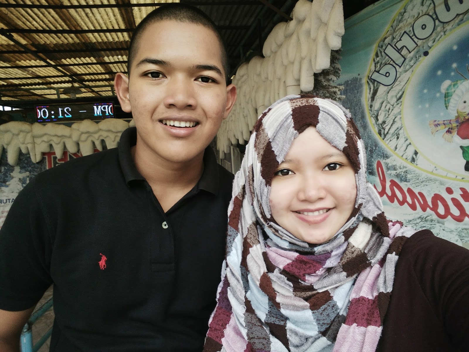 Ayu Sulisti's Page: Snow World, Revo Town ( Bekasi Square )