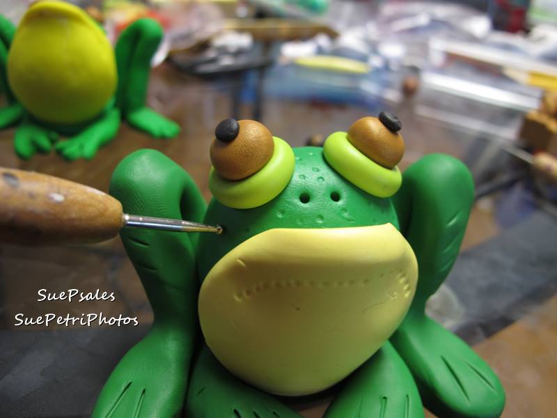 A day in the Life: Polymer Clay Froggies