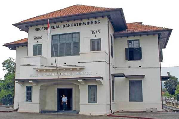 Bagunan bersejarah di kota Mentok