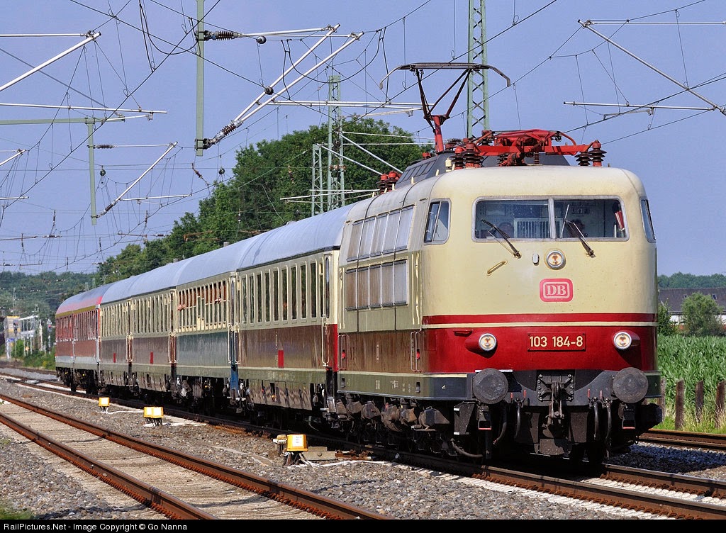 Historia e "historias" blog: DB 103, una excepcional locomotora.