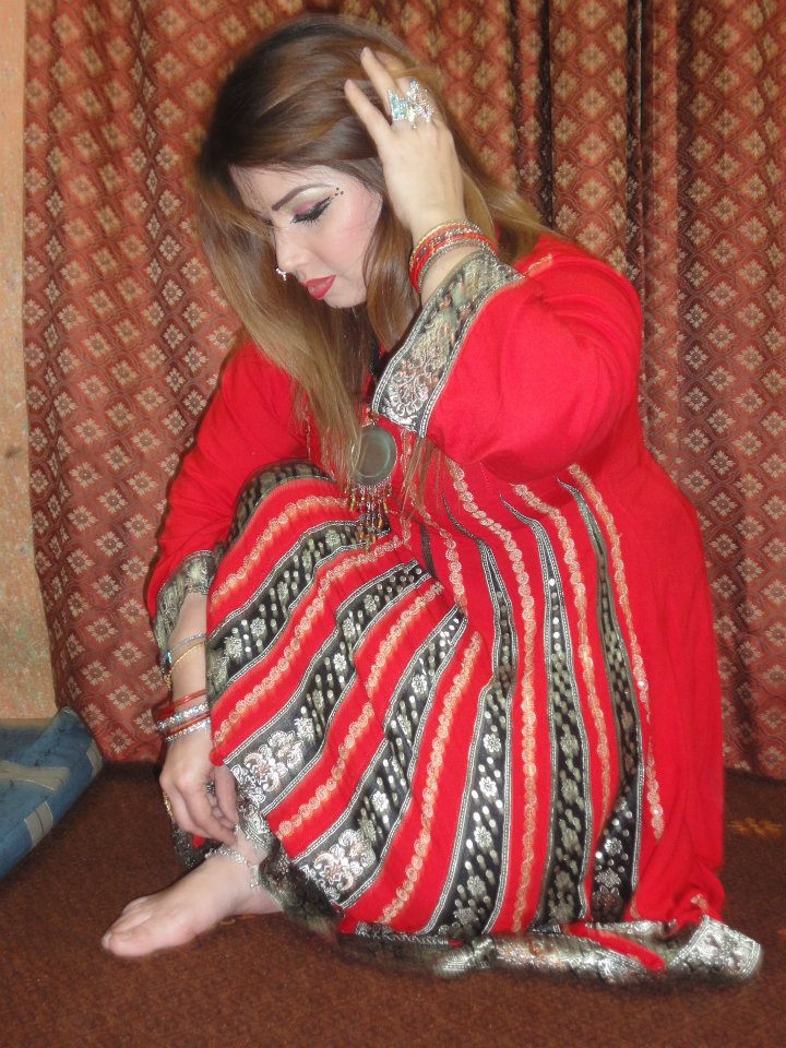 Pashto Cinema | Pashto Showbiz | Pashto Songs: Pashto Female Singer, TV ...