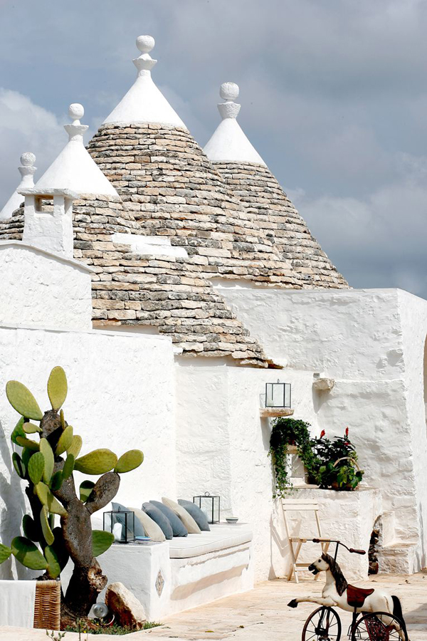 BEAUTIFUL RESTORED TRULLI IN PUGLIA, ITALY