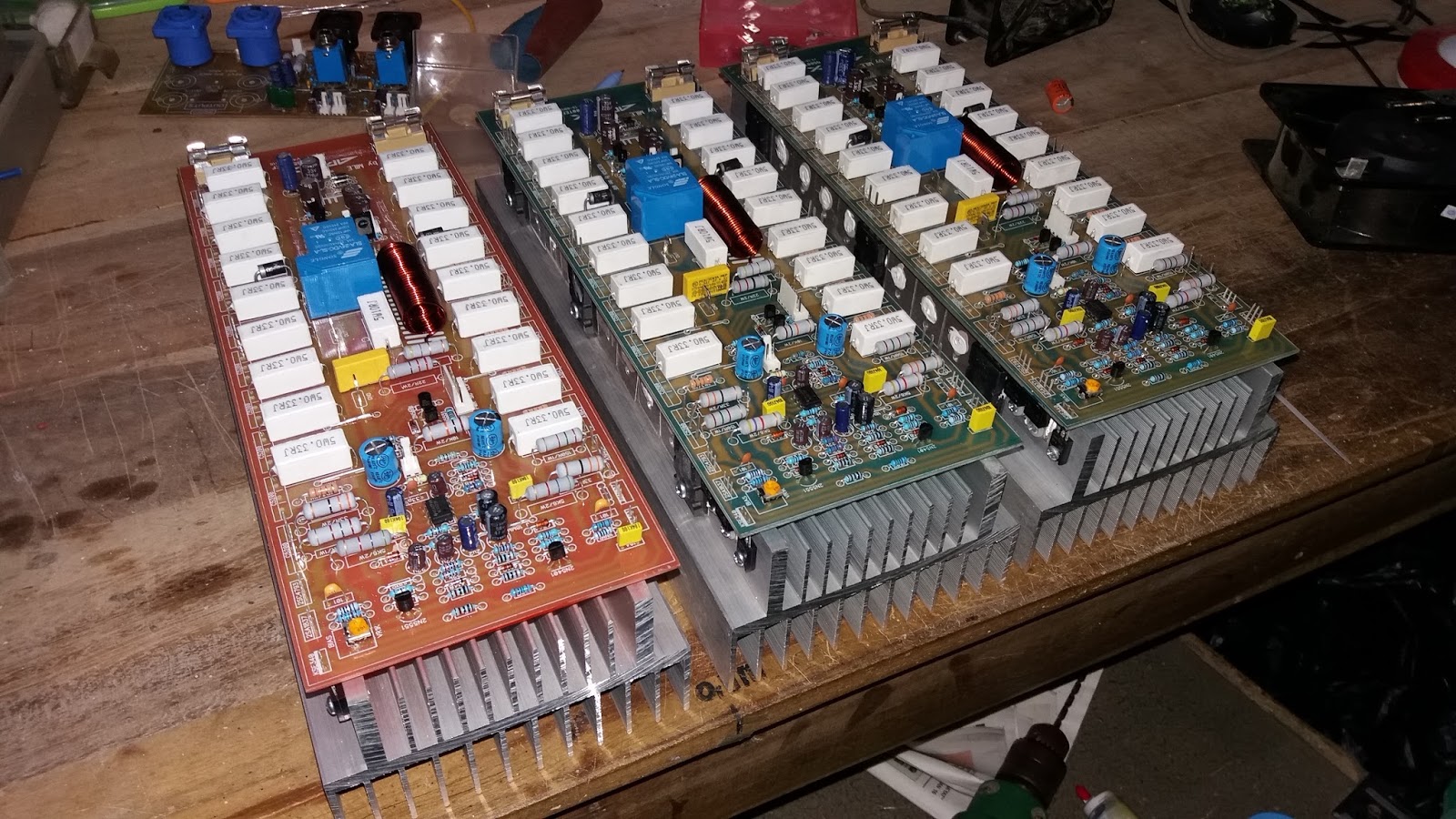 Power Amplifier para Profesional: APEX B500 TEF dan Standar